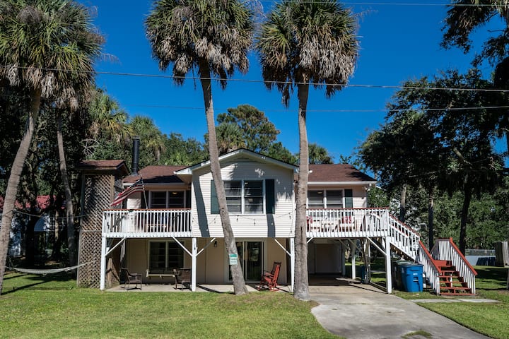 Edisto Beach House With Lift - Edisto Island, SC