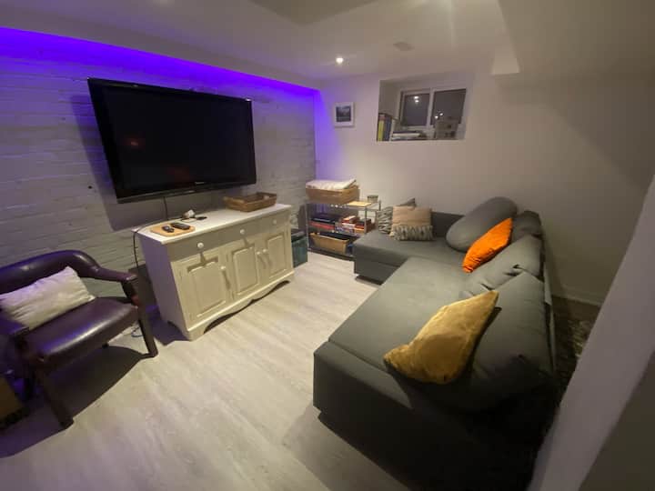 Swansea Bloor West Studio Apt - Mississauga