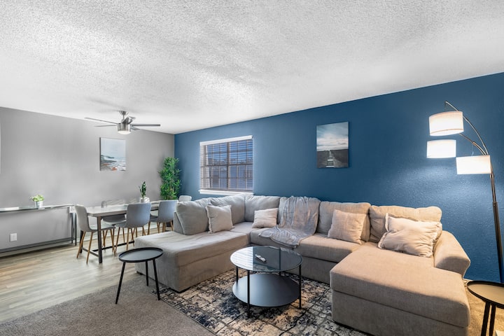 5 Min To Six Flags & At&t Stadium | Modern 2br - Arlington, TX
