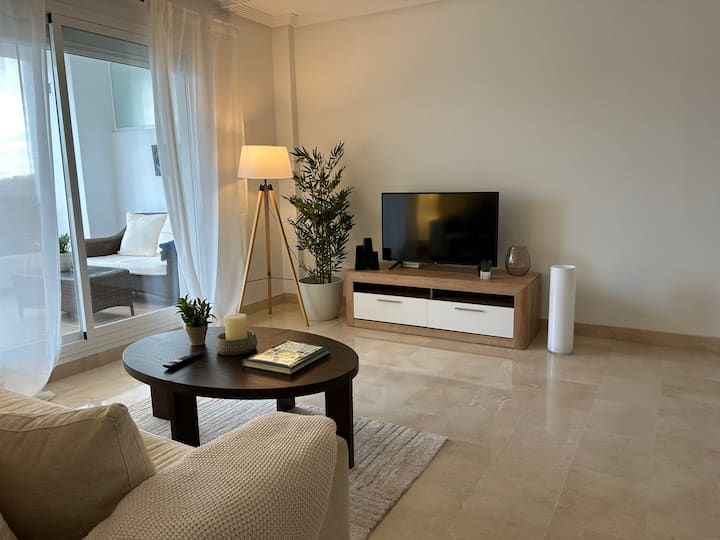 Fantastic Two Bedroom Apartment - Benahavís
