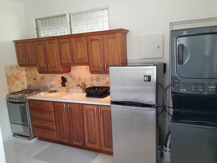 Cozy 2br Apt Nr Beach And Amenities 1 Lynsted - Bridgetown