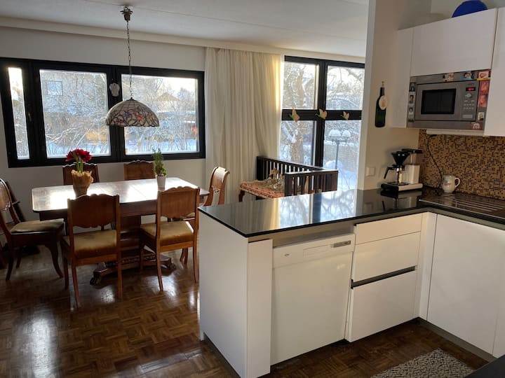 Funkkistalo Pohjois-tapiolassa - 艾斯博