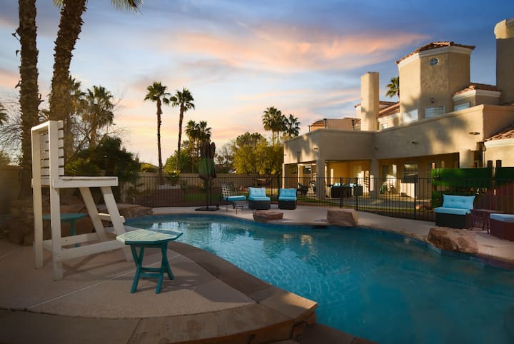 Heart Of Vegas - 4br 3.5ba Sleeps 14 Extended Stay - Las Vegas