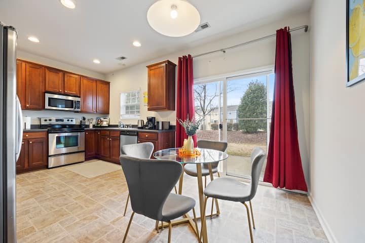 Snug 4br Home In Suncrest｜minutes To Rtp E#41973 - Durham