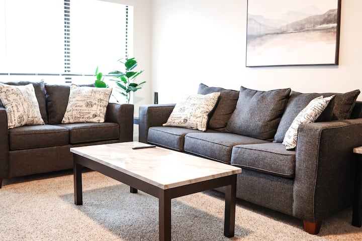 Trinity Townhome #B - 2 Bedroom 1 Bath - Hobbs, NM