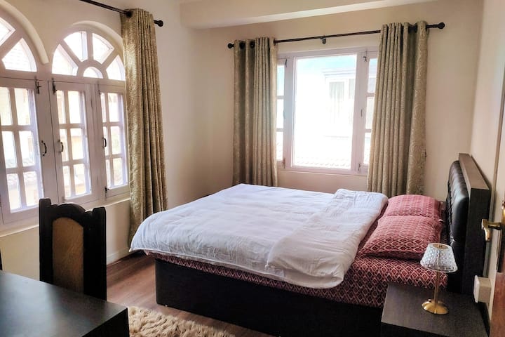 Cozy 1bhk Flat In Kathmandu - 