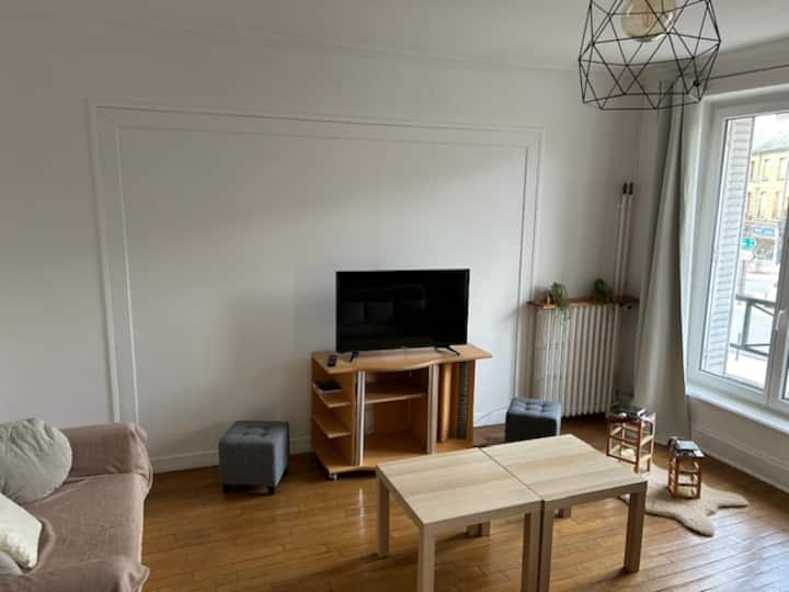 Appt 1_location T3 Meublé Centre Ville - Florenville