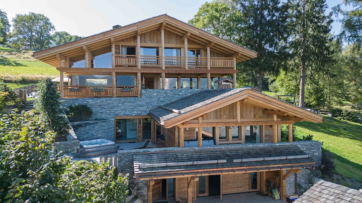 "Chalet W Combloux» :Mt Blanc Megève- Sauna - Spa - Les Carroz d'Arâches