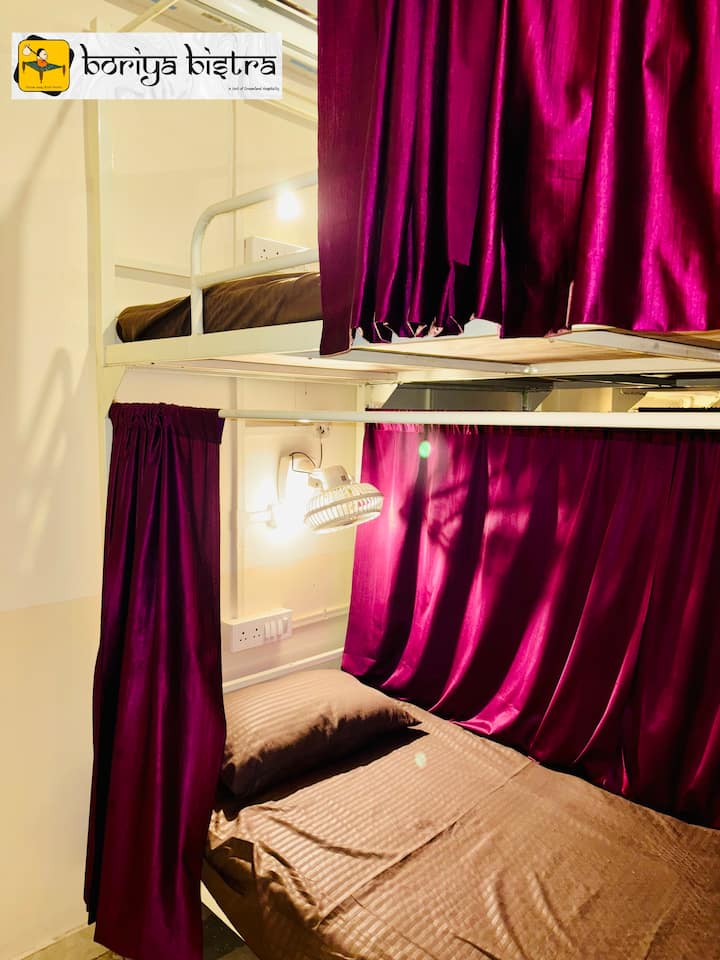 Neat&clean Budget Stay Varanasi. - Varanasi