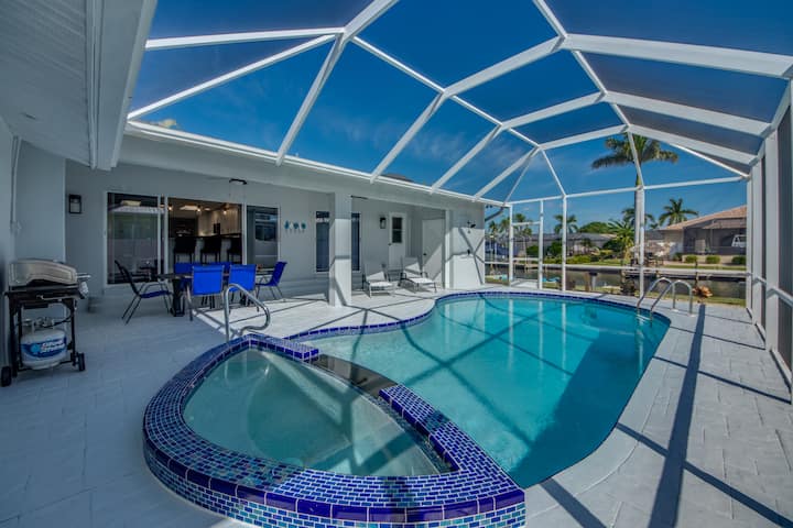 The Getaway In Cape Coral - Cape Coral, FL