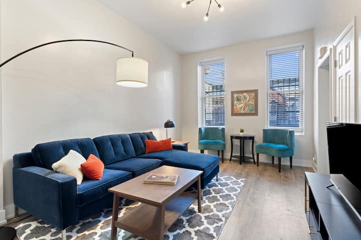 Perfect 2bd/1ba Free Park/laundry Minutes To Dt - Chicago