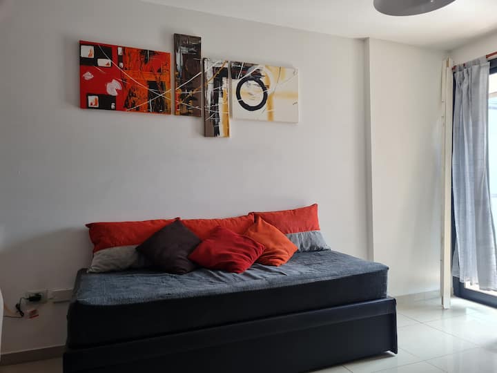 Tu Espacio En Nueva Córdoba Con Piscina - Córdoba, Argentina