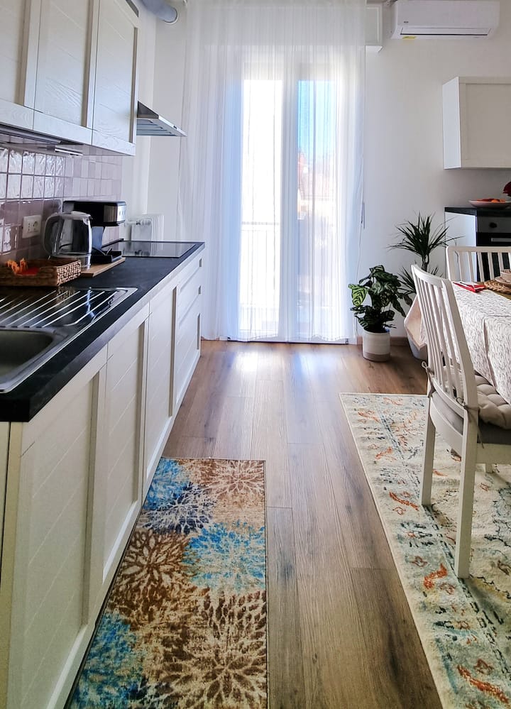 Casa Raffaello Mo 2 |Ac| Wifi| - Modena