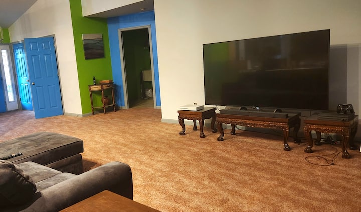 Huge Private Room And Bathroom - Denver, PA