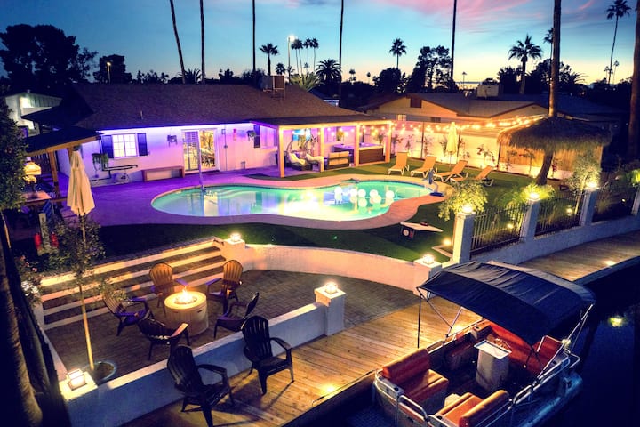 Pontoon Boat/games/king Bed/hot Tub/family Fun! - Mesa, AZ