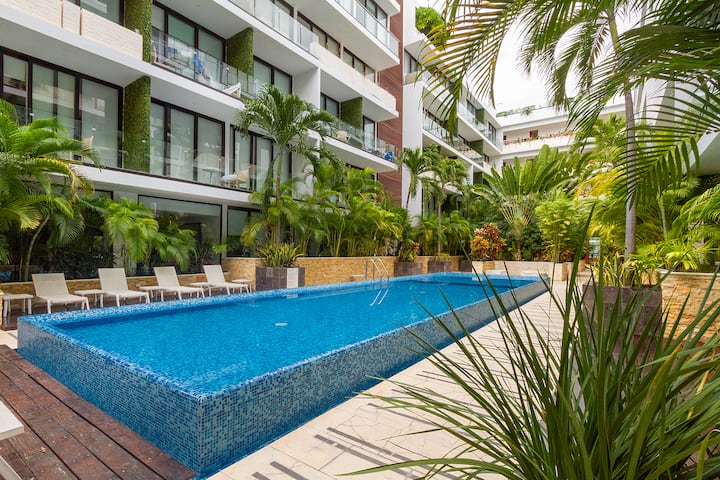Centrico, 2 Br Alberca, Gym, Parking - Playa del Carmen