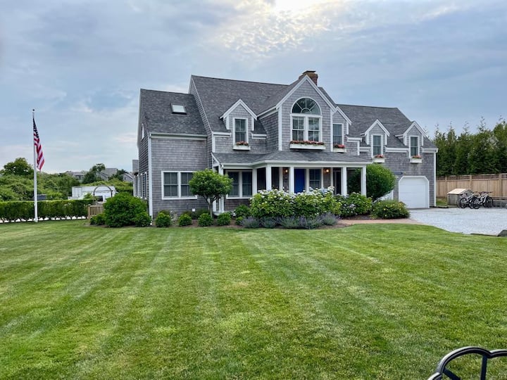 Feztivities - Nantucket, MA