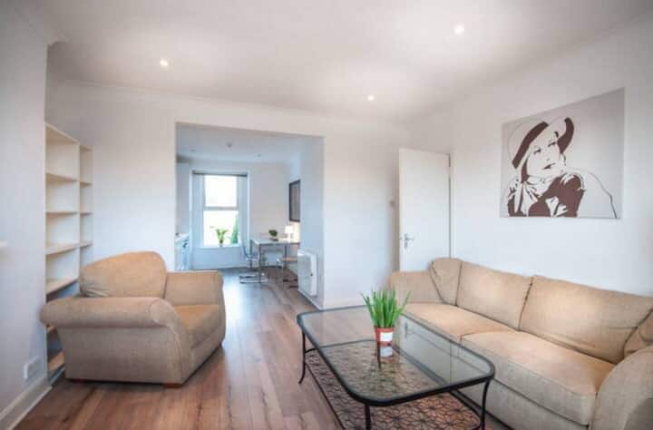 Rathmines 3 Bedroom 2sgle 1dble - Dublin