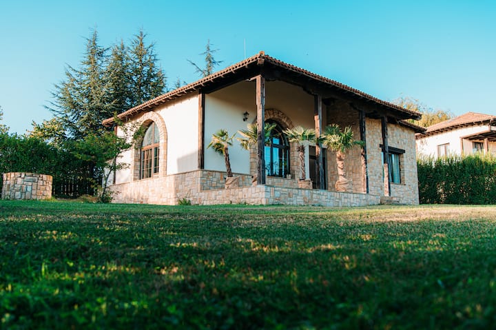 Къща "Явор" - Shkorpilovtsi