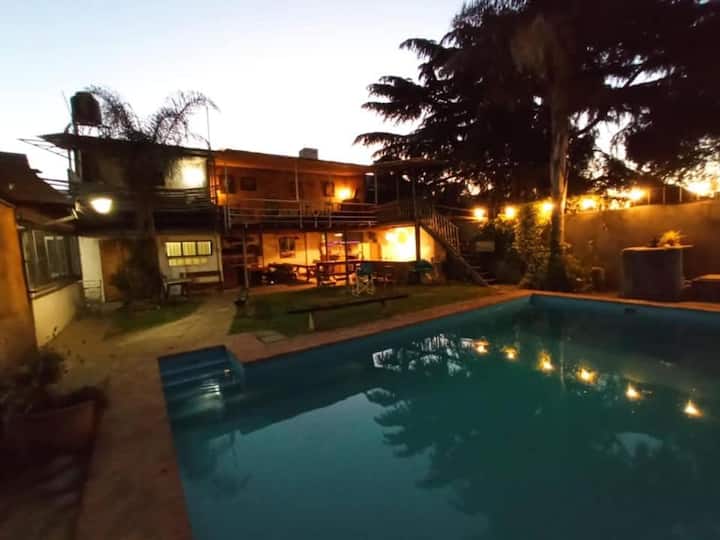 Casa Quinta Pellegrini City Bell - 