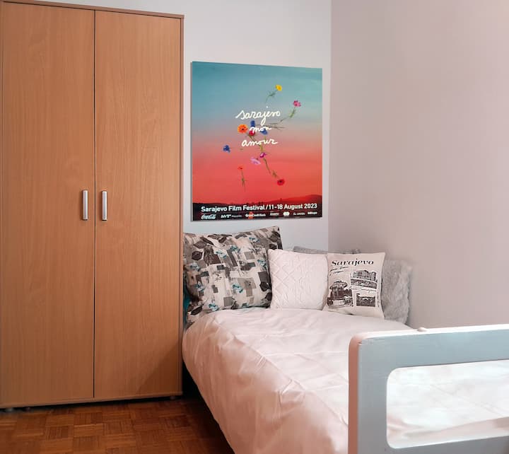 Cosy Romantic Room With Balcony In Top Location - Sarajevo