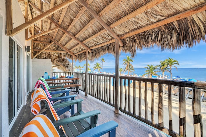 Beach Condo - Hollywood Beachfront & Broadwalk - Hollywood, FL