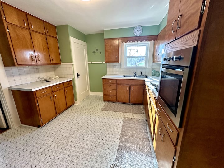 Cottage Near Casino - Cape Girardeau, MO