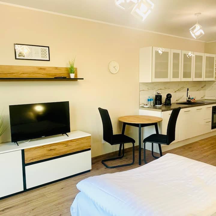 Platon Prime Studio - 우쯔