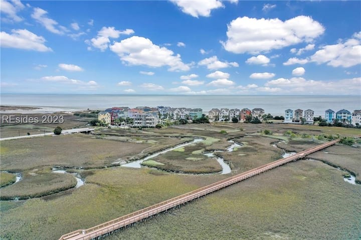 Private Beaches And Pools, Oh My! - Hilton Head Island, SC