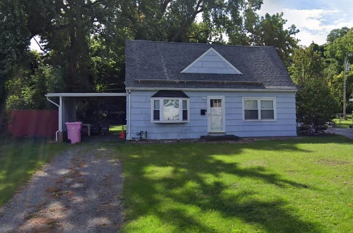 2-bedroom 1 Bath 2 Office Spaces - Rochester, NY