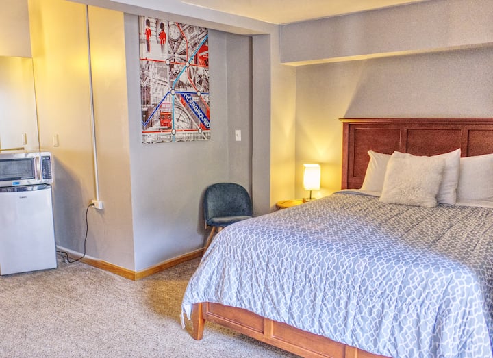 Quaint Mountainside Suite #28 - Idaho Springs, CO