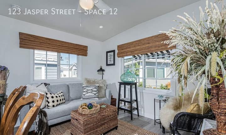 Beacon's Beach Cottage - Encinitas, CA