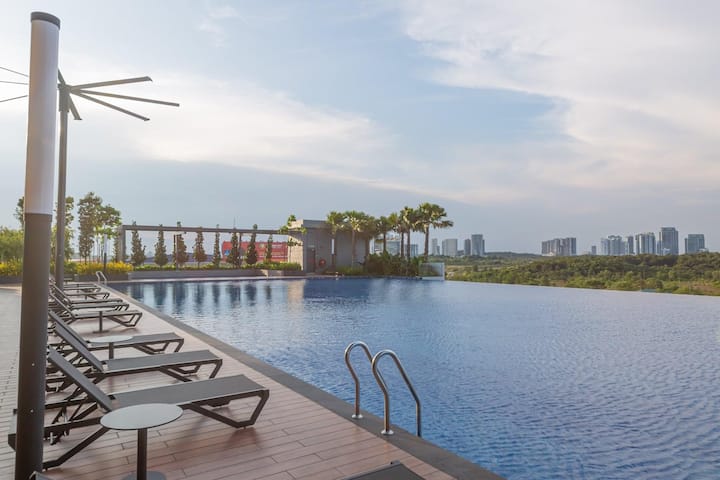 Sunway Grid Loft Bigbox Legoland Netflix Coway - Iskandar Puteri