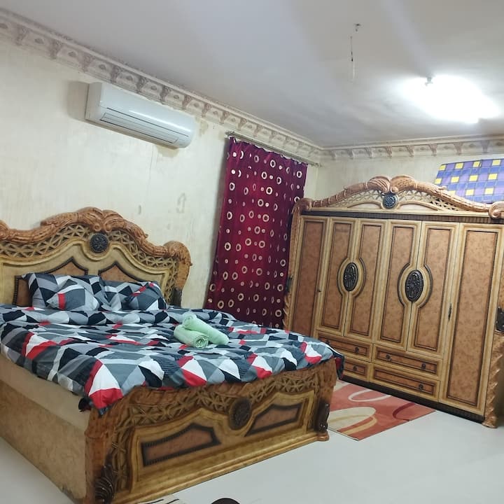 العين الهيلي مصباح بيت 8 - Al Ain