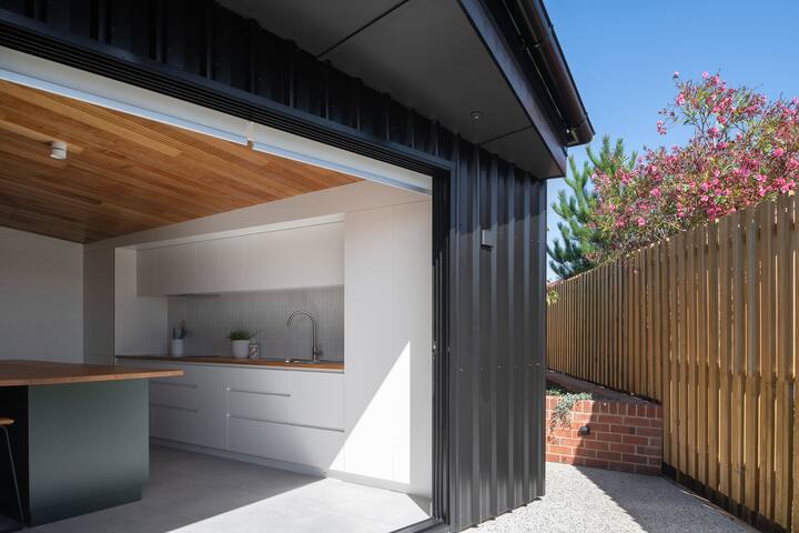 "Little Gem" - Launceston