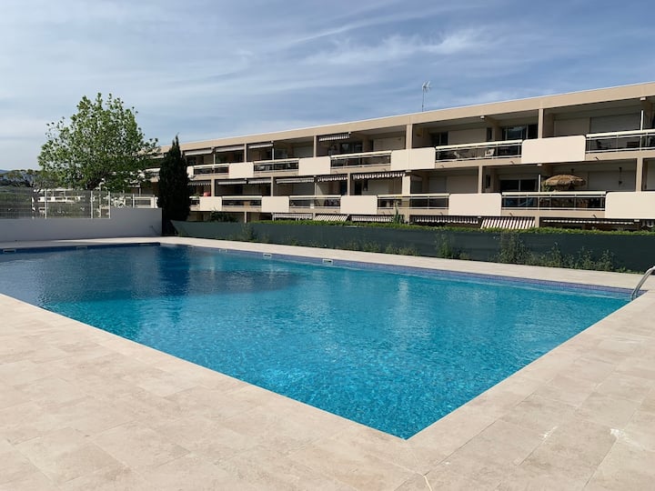 Studio Calme Et Lumineux - Antibes