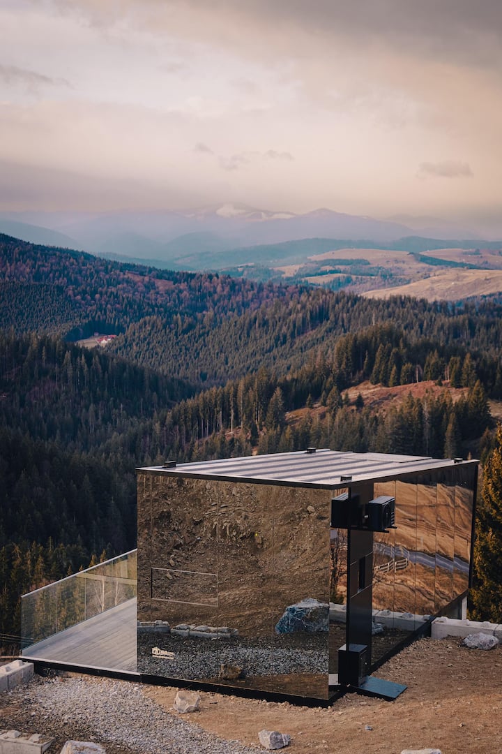Pasul Palma Village-mirror House - Putna