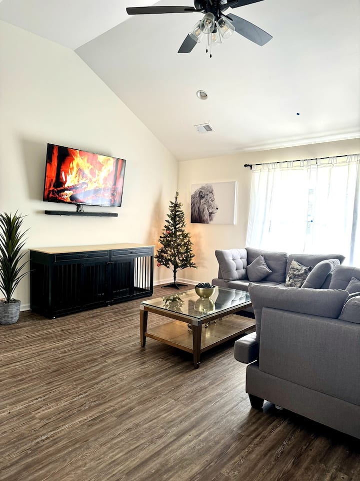 Stylish 2br Family Home - Sumter, SC