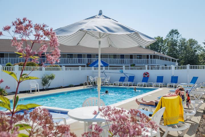 Exclusive Double Comfort Bed - Boothbay, ME