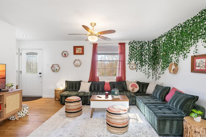 Madison Park Gem: Near Downtown, Airport & Mall - Charlotte, NC