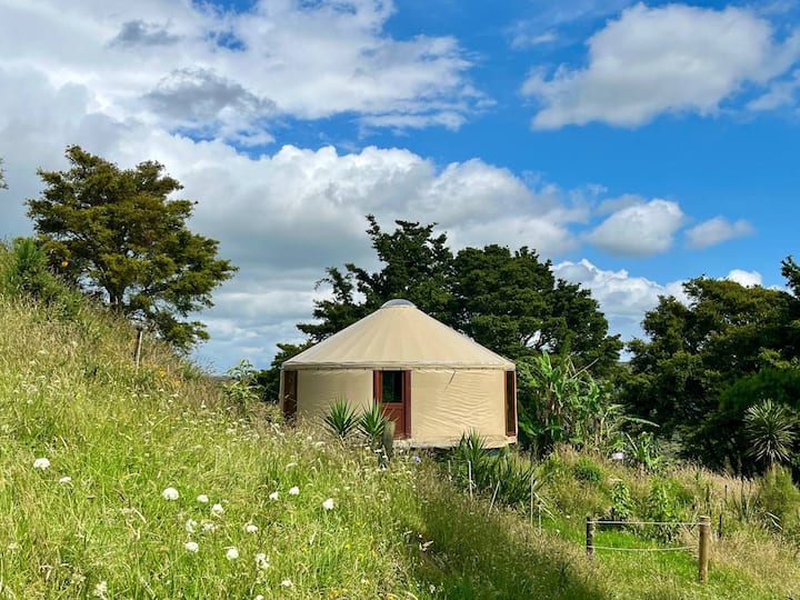 Yurt With Ocean View On Top Of The Waipu Caves - Waipu