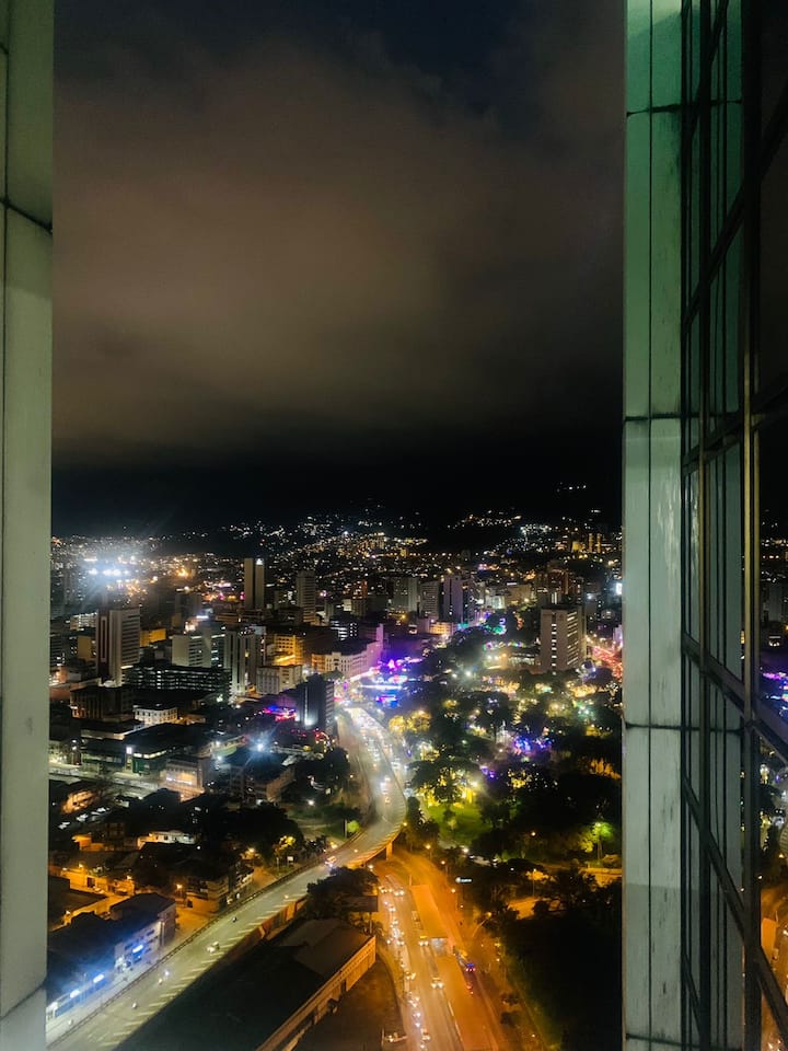 Apartaestudio 39z - Piso 39 En Torre De Cali - Cali