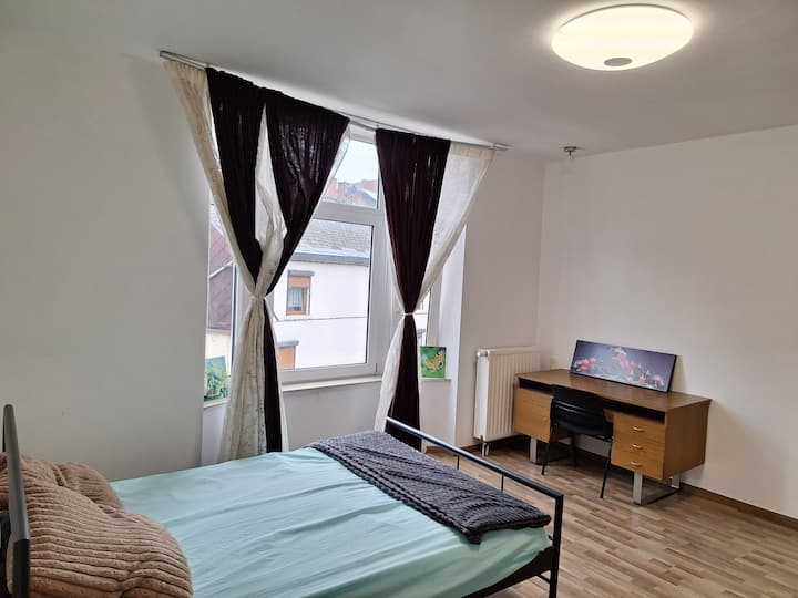 Chambres Meublées - Charleroi