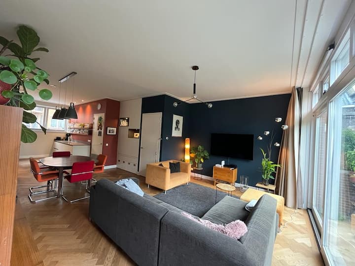 Spacious 4 Bedrooms 2 Bathrooms And More Home - Amsterdam