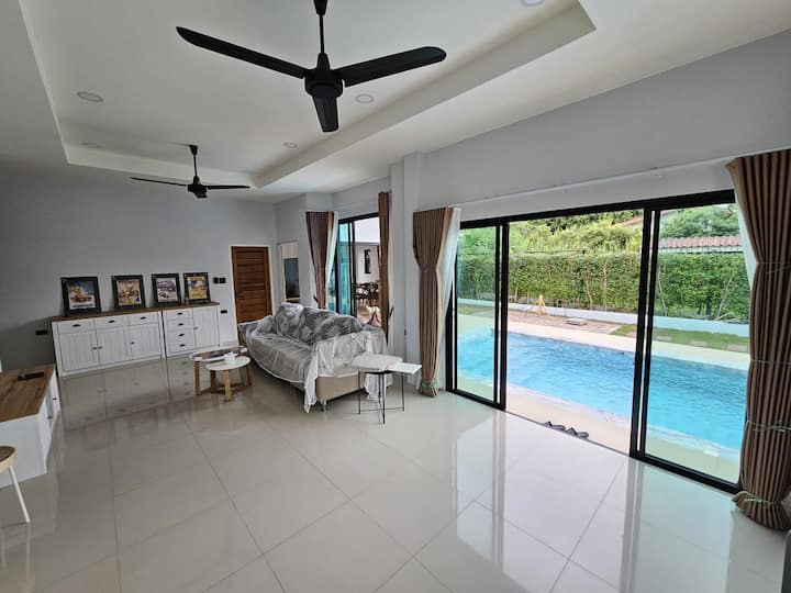 Thamon’s Pool Villa House - Sattahip
