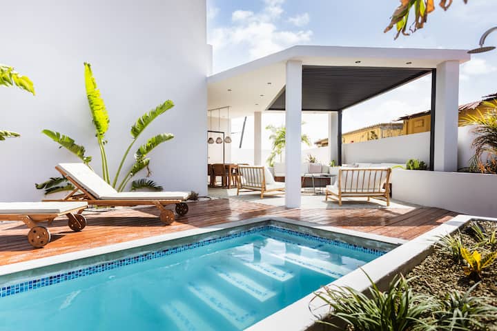 Relaxing Oasis In Santa Catharina | Serka Liv - Curaçao