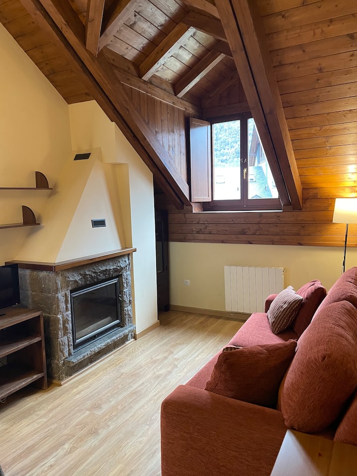 Apartamento Dúplex En Benasque - Benasque