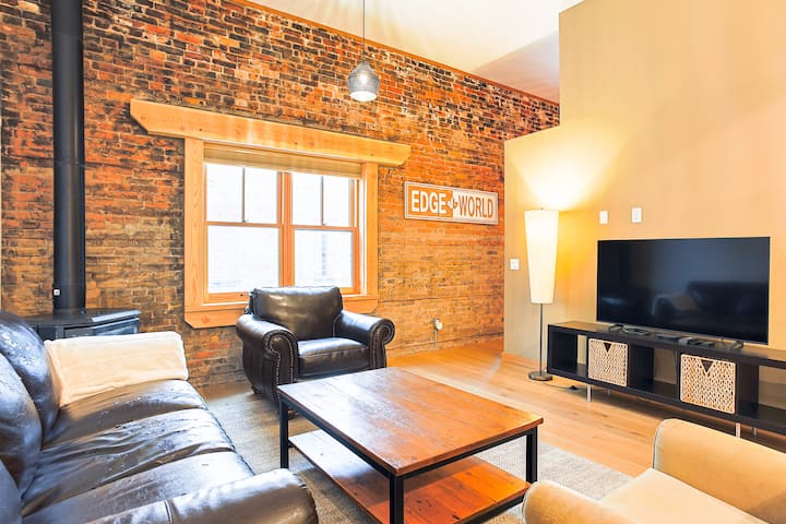 Renovated Apartment In Downtown | Great Location - Fernie