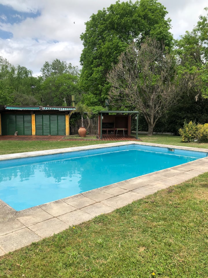 Casa En Country Los Cardales - Campana