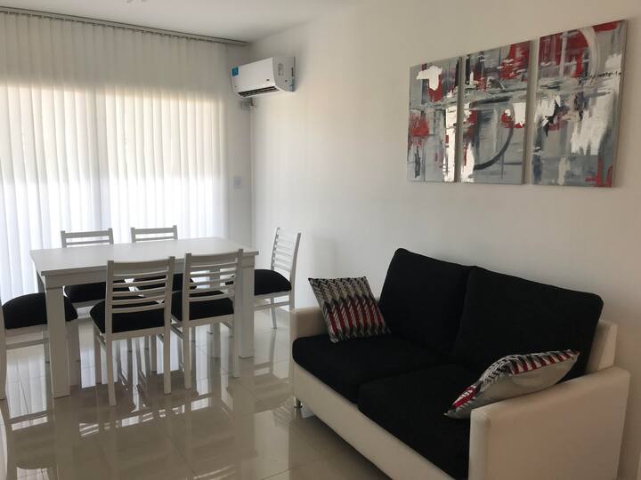 Moderno Y Luminoso Departamento! - Bahía Blanca